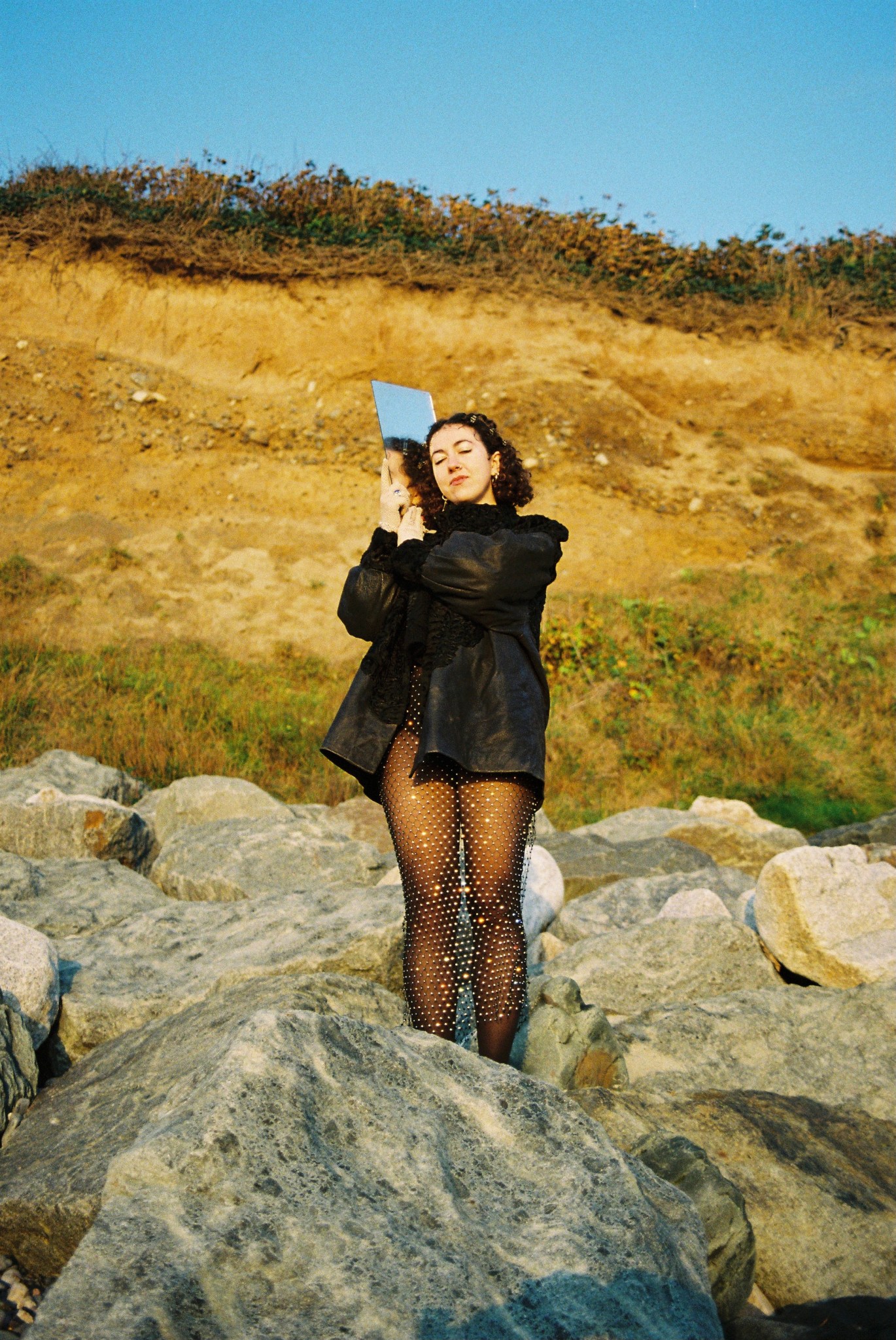 Review | “Maija Sofia conjures music out of the periphery” Maija Sofia – True Love – The Last ...