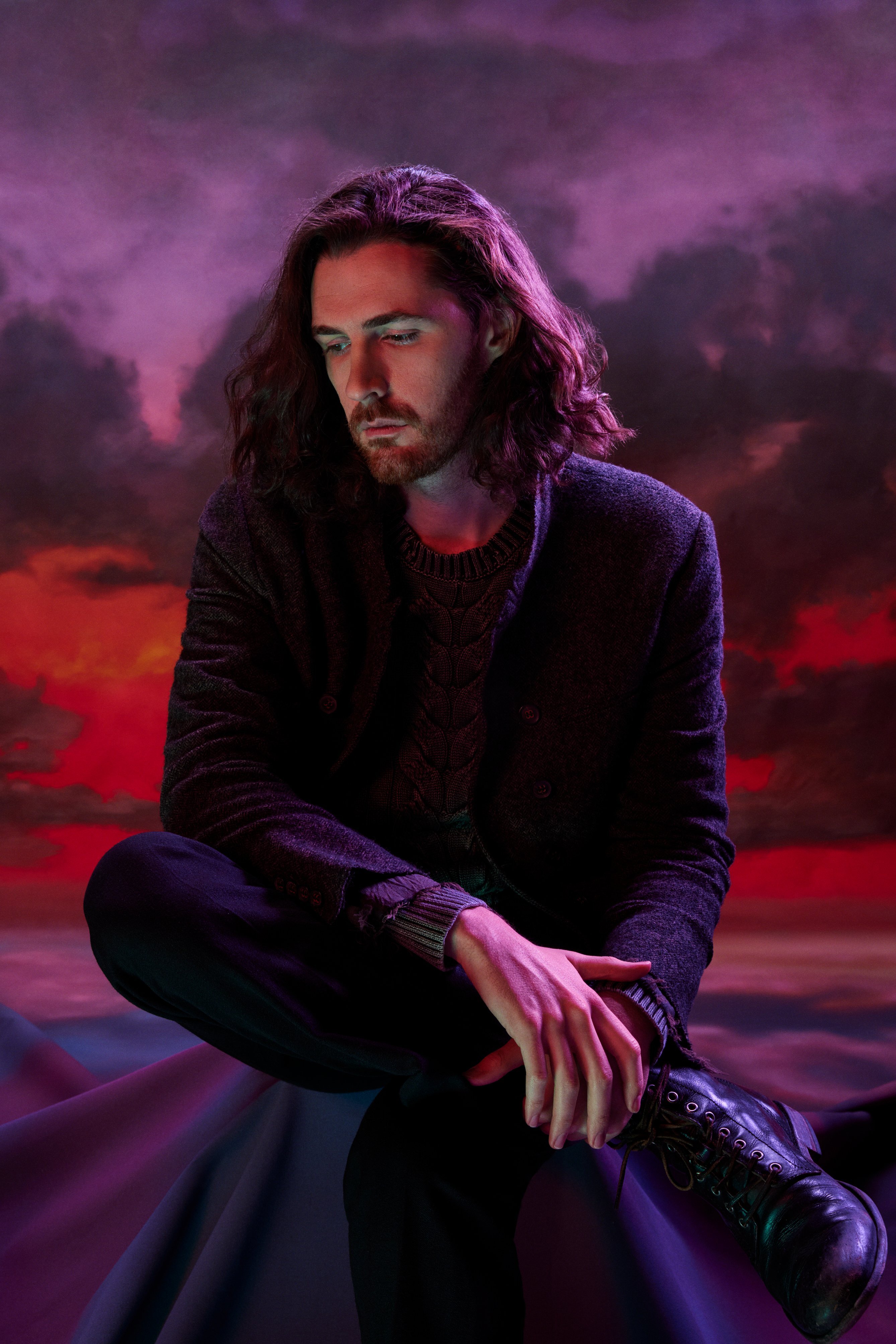 Hozier to play Malahide Castle in Dublin this summer – The Last Mixed Tape